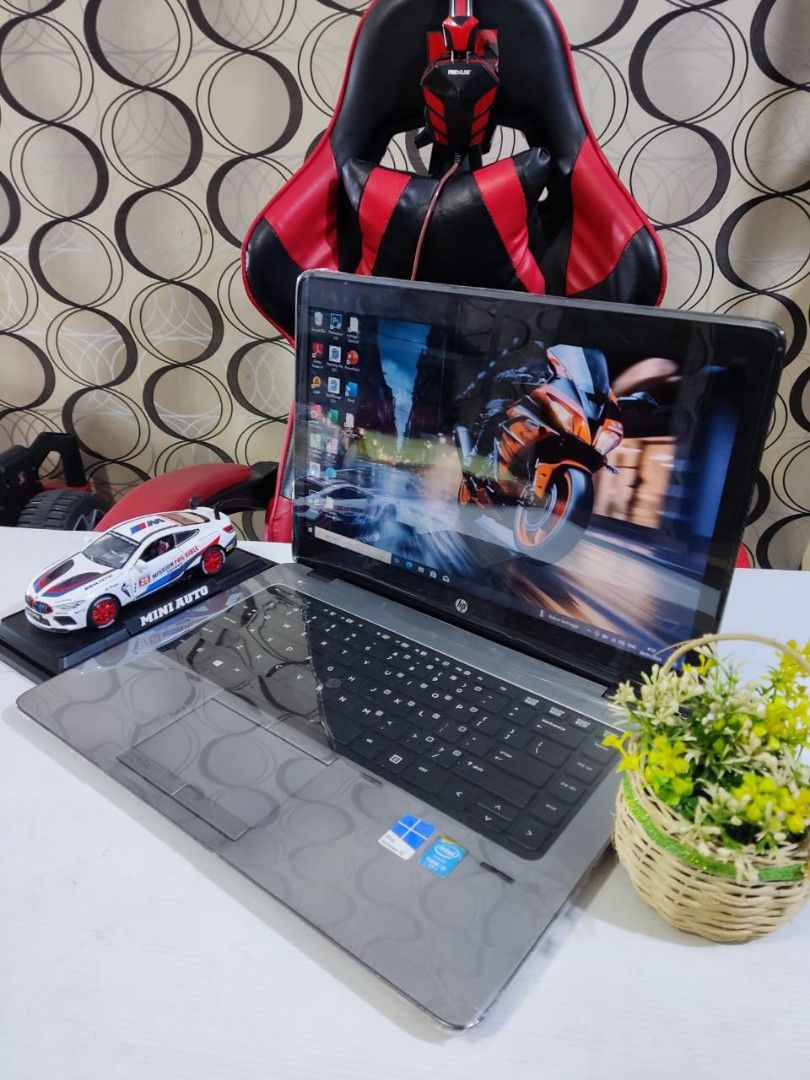 Jual Laptop untuk para Sultan dan Pebisnis serta Eksekutif penting ...