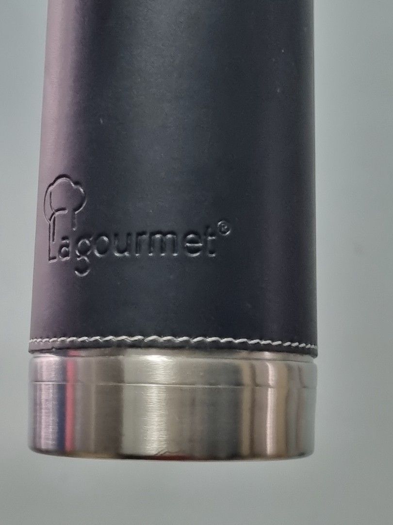 Leather Cladding 0.5L Urbane Thermal Flask (Black), Furniture & Home ...