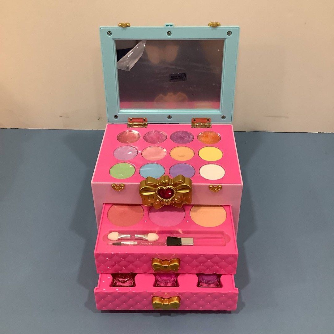 fantasy makeup kit