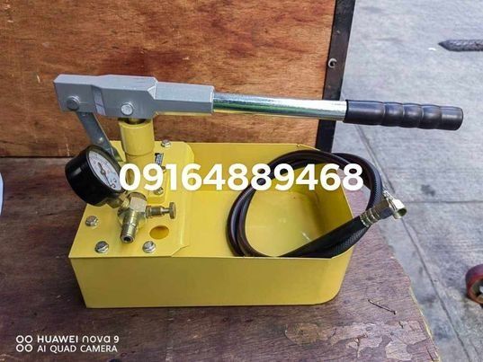 Manual Hand Test Pump, Commercial & Industrial, Construction Tools ...