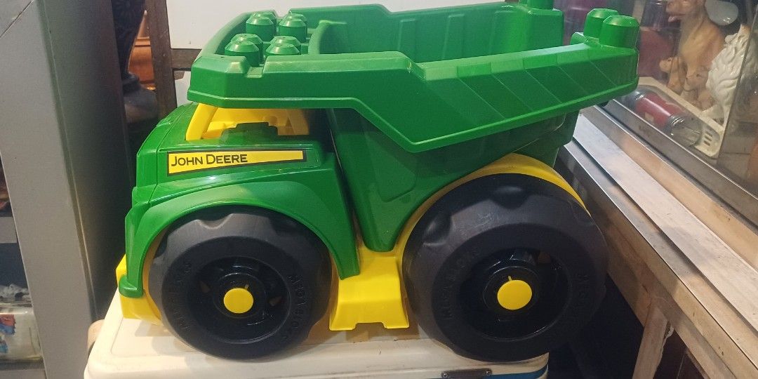 Mega Block dump truck, Hobbies & Toys, Toys & Games on Carousell