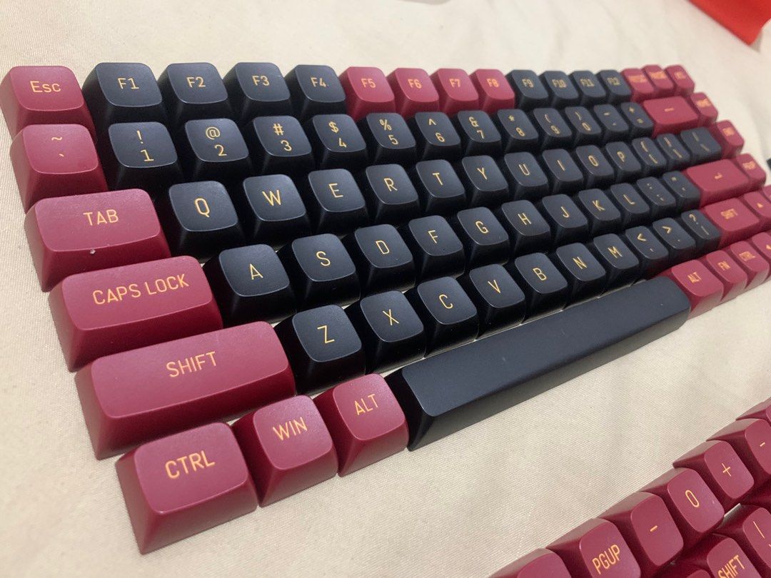 Modded Keyboard! Red switch Hotswappable Mechanical gaming keyboard ...