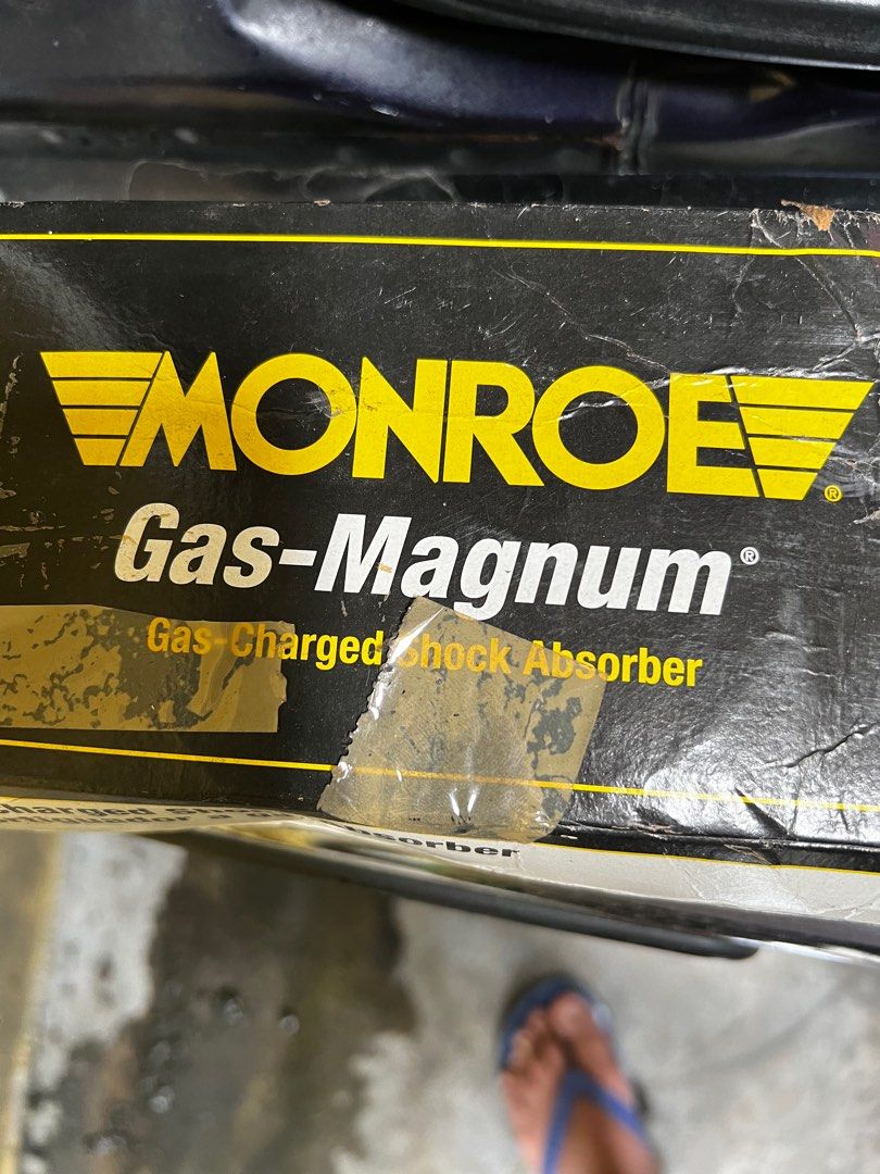 MONROE MAGNUM GAS TYPE SHOCK ABSORBERS FOR LIFTED PAJERO FIELDMASTER ...