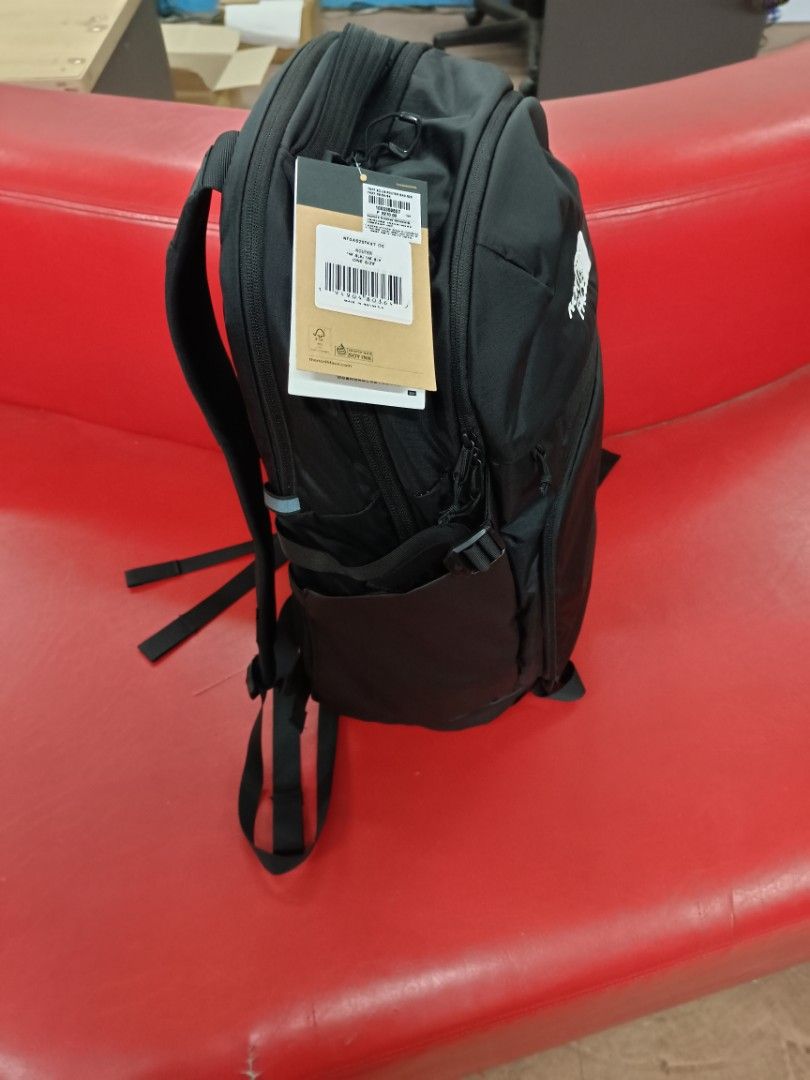 North face router 40 liters, Men's Fashion, Bags, Backpacks on Carousell