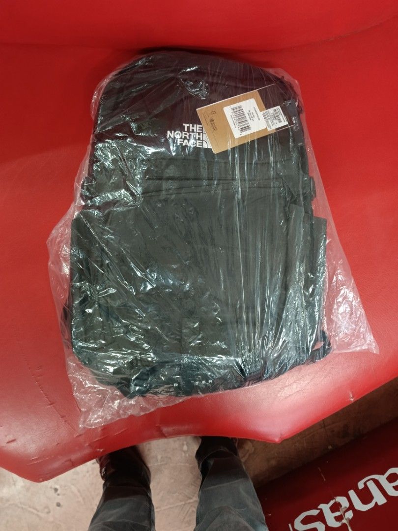North face router 40 liters, Men's Fashion, Bags, Backpacks on Carousell