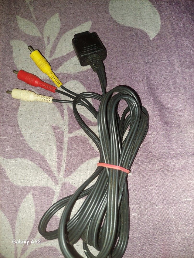 Official nintendo av cable, Video Gaming, Gaming Accessories, Cables ...