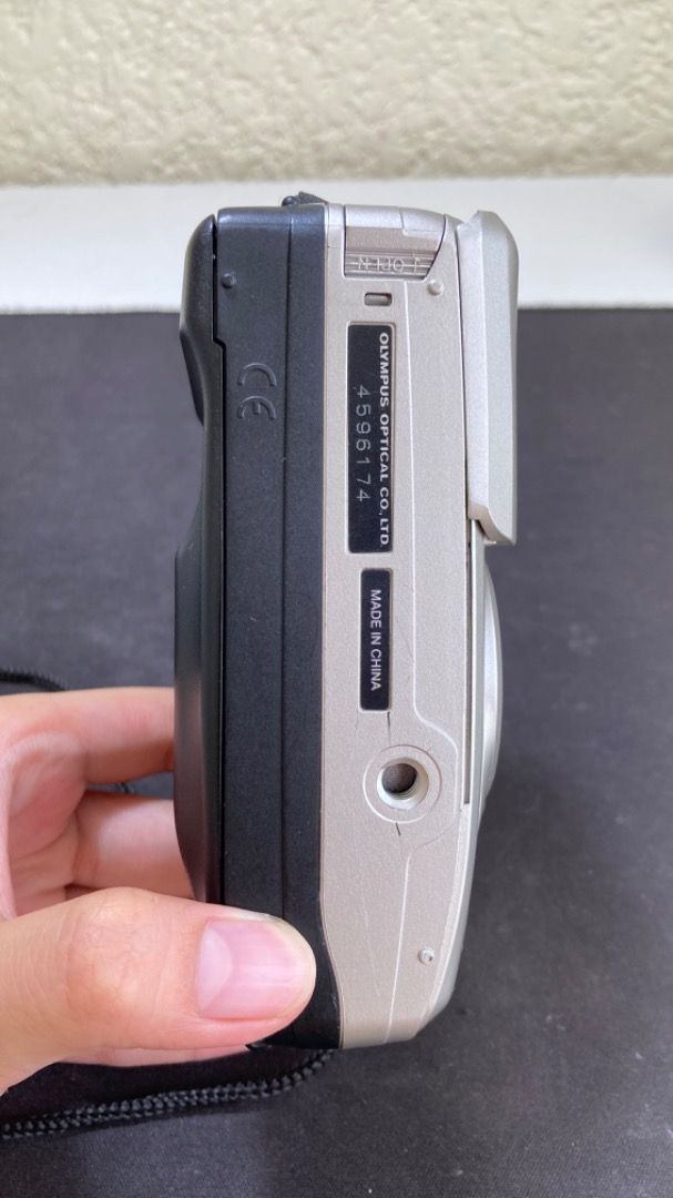 Olympus infinity zoom 80, Photography, Cameras on Carousell