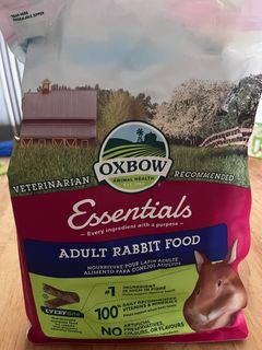 Oxbow Adult Rabbit Food Pellets & American Pet Diner Timothy Hay, Pet ...