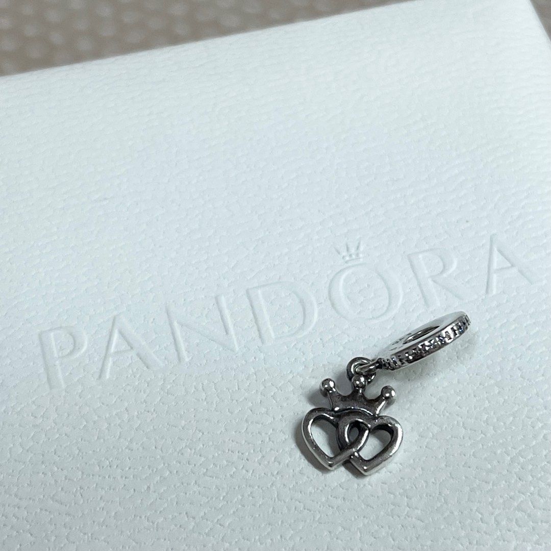 Pandora Double Heart Crown Dangle Charm, Women's Fashion, Jewelry ...