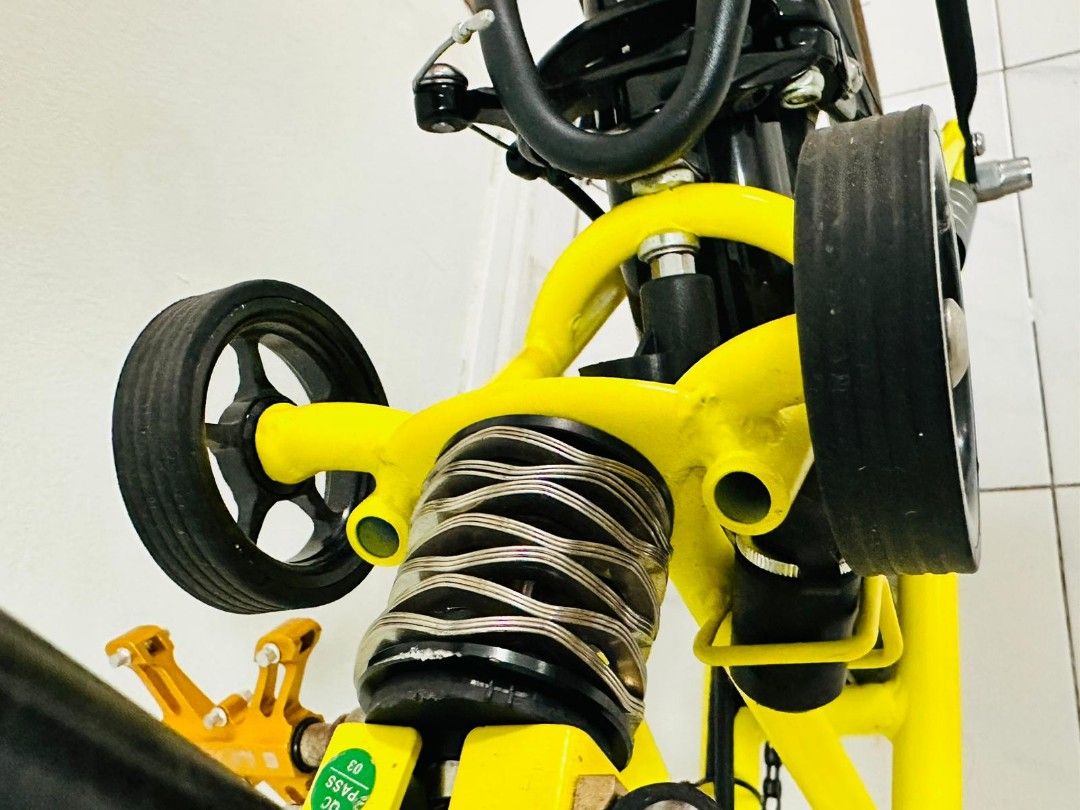 Pikes Pikachu Foldie Bicycle, Sports Equipment, Bicycles & Parts ...