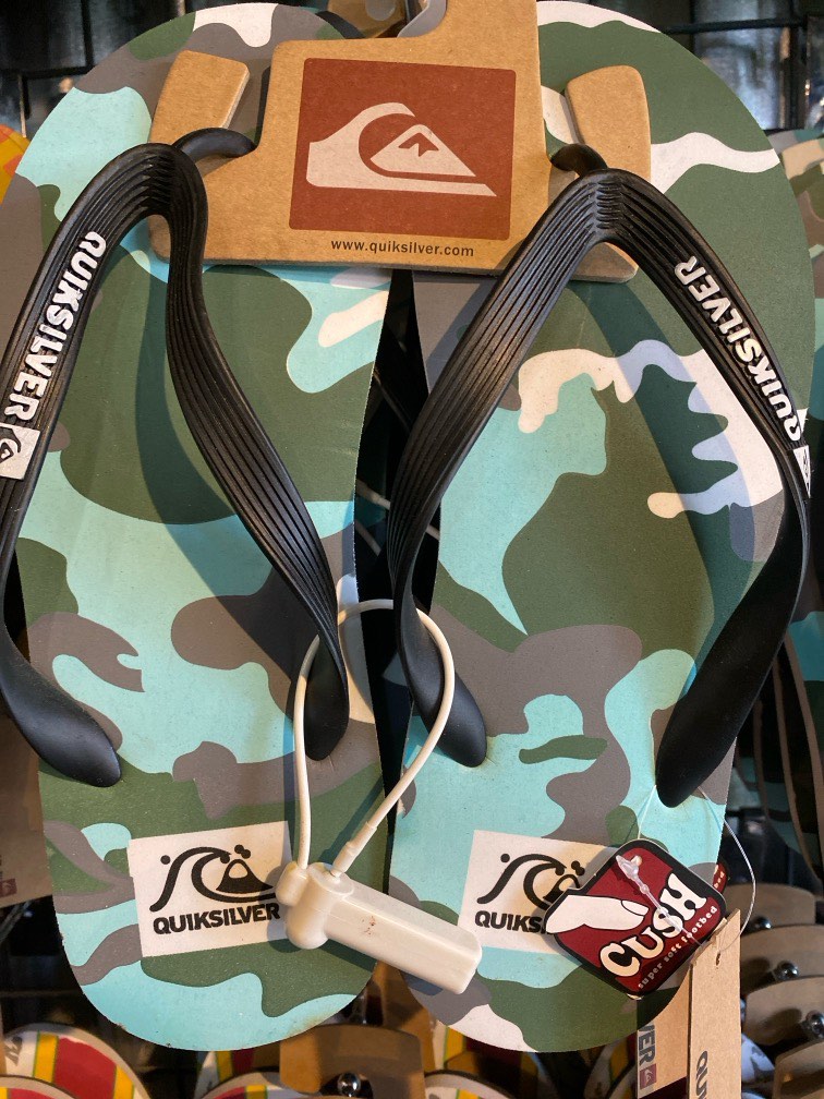 QUICKSILVER SLIPPER, Men's Fashion, Footwear, Slippers & Slides on ...