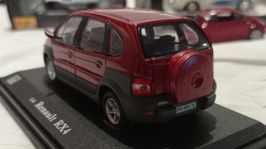 Diecast 1:43 Renault RX4, Hobbies & Toys, Toys & Games on Carousell