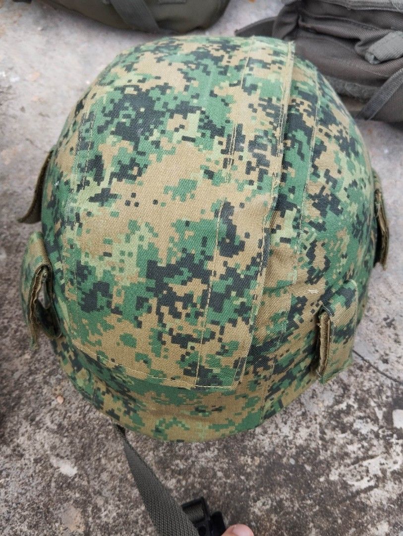 Saf helmet camo, Sports Equipment, Hiking & Camping on Carousell