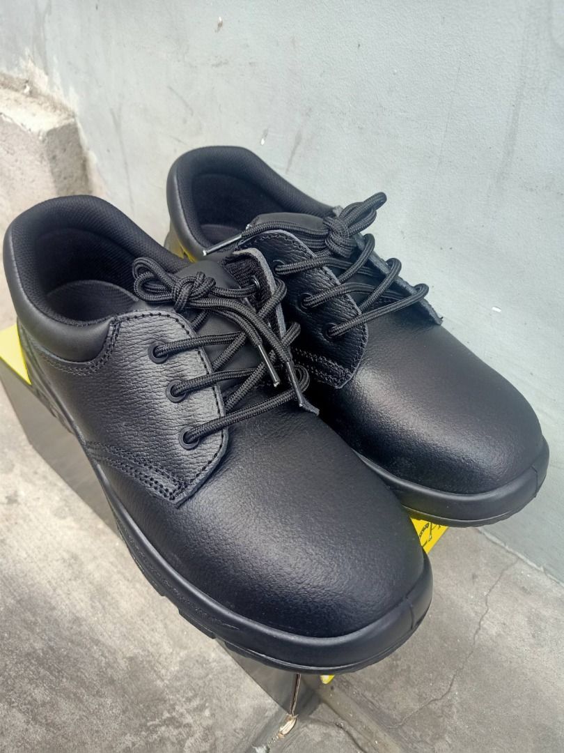 SAFETY SHOES CAMEL CM8000 LOW CUT, Men's Fashion, Footwear, Casual ...