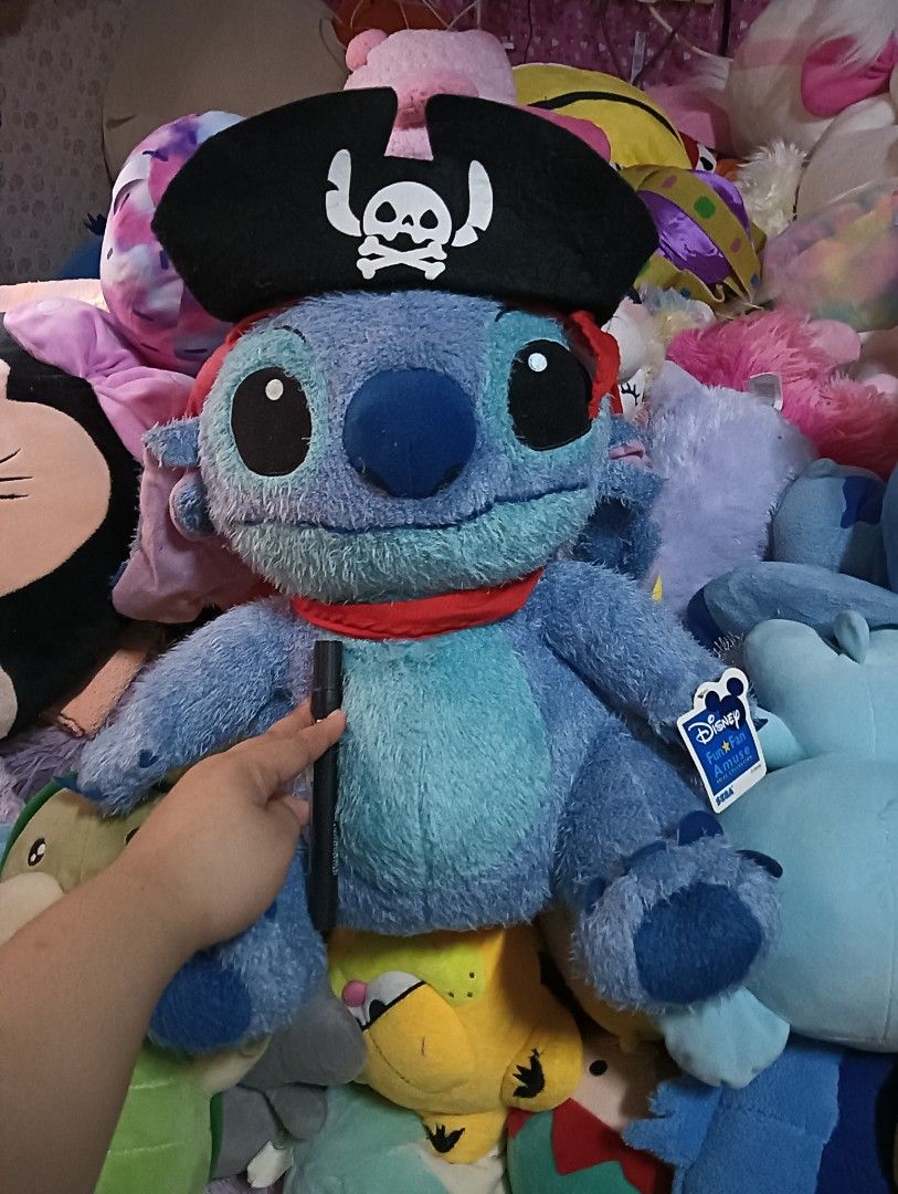 Stitch Topi Pirate, Hobbies & Toys, Toys & Games on Carousell