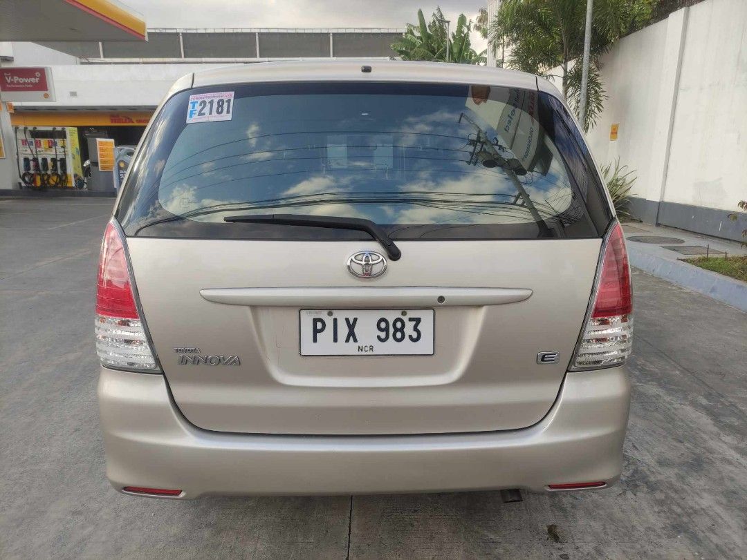 Toyota Innova E Gas Manual, Cars for Sale, Used Cars on Carousell