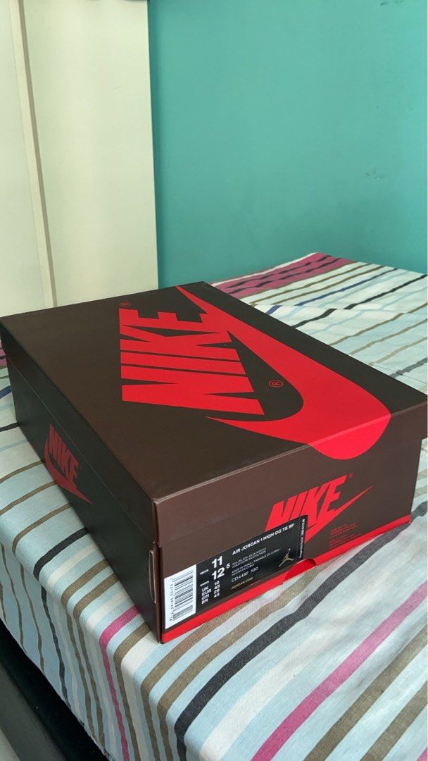 Travis Scott Jordan 1s Mocha High, Men's Fashion, Footwear, Sneakers on ...