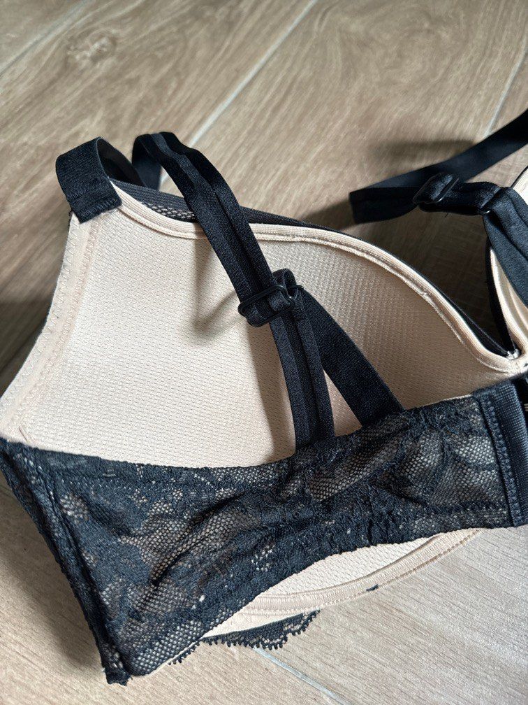 Triumph Black Lace Bra C80, Women's Fashion, New Undergarments ...
