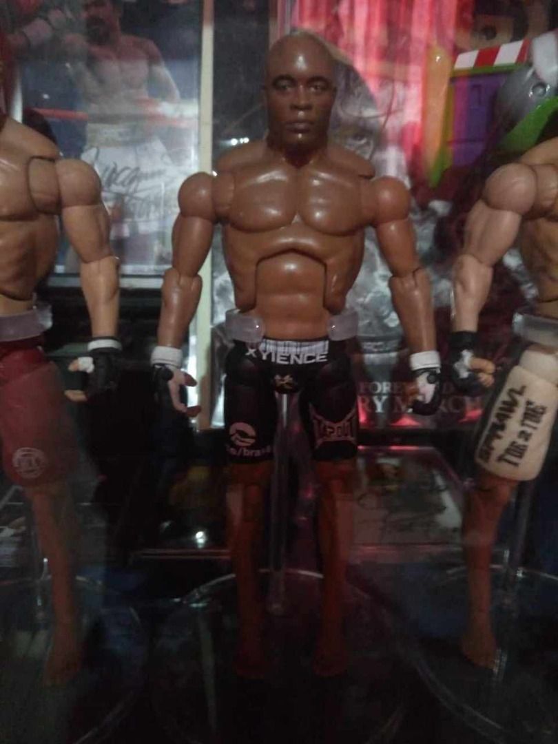 UFC Jakks Pacific Figures Set of 4 (Liddell, Couture, Silva and Griffin ...