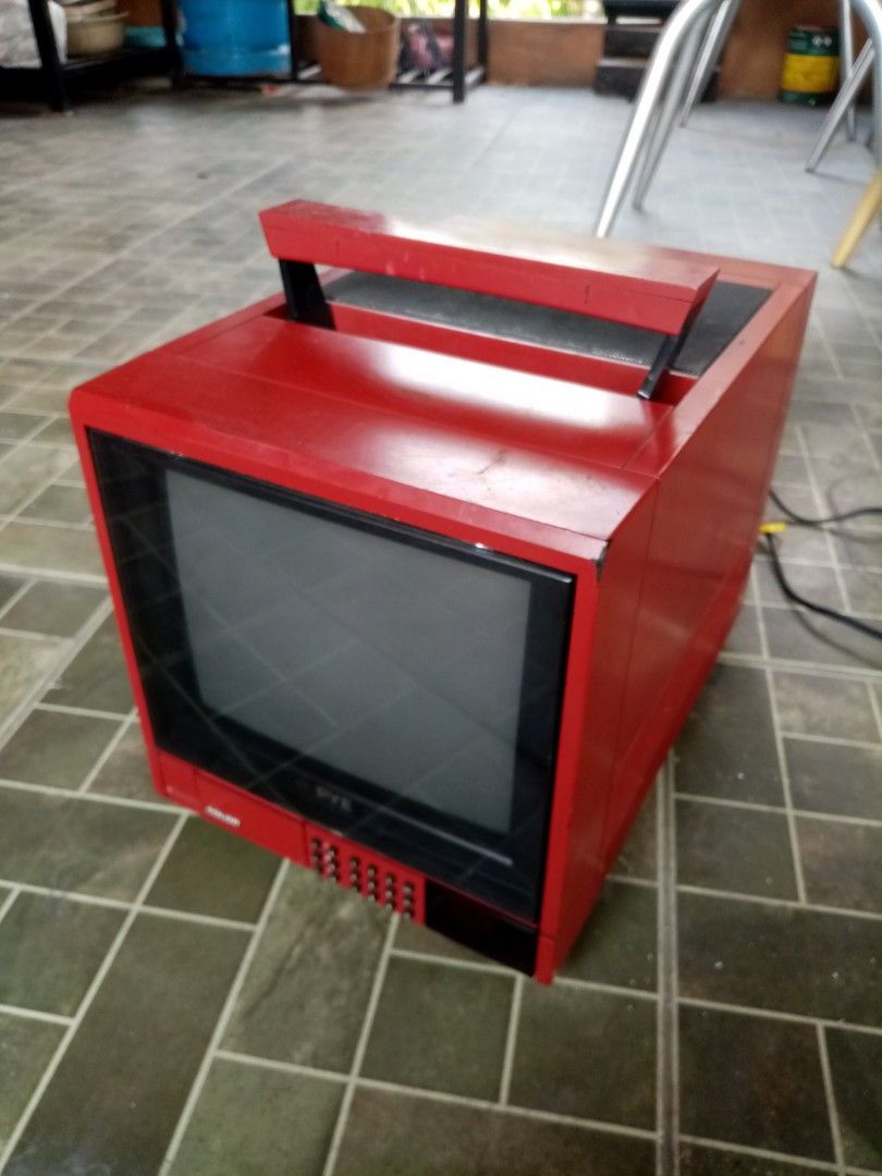 Vintage PYE Portable Color Tv, Hobbies & Toys, Memorabilia ...