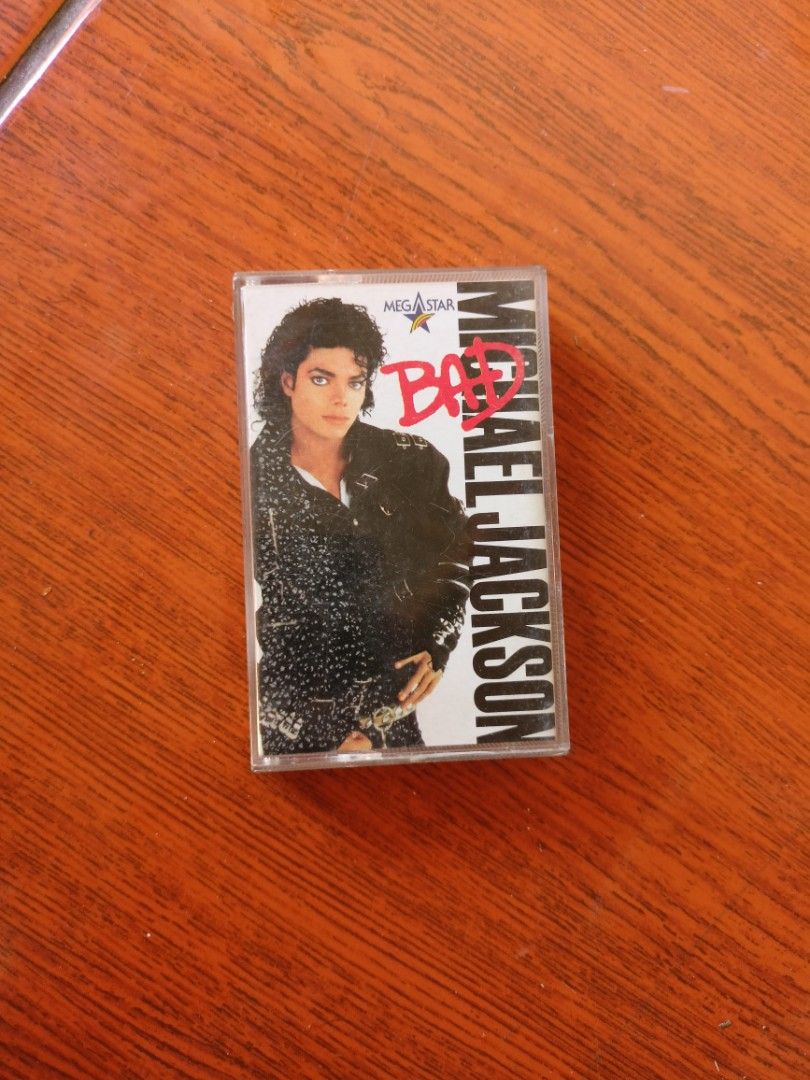VINTAGE RARE MICHAEL JACKSON CASSETTE TAPE "BAD" ALBUM, Hobbies & Toys ...