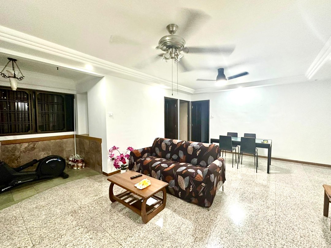 Whole unit for rental, no landlord near Sembawang MRT, fully furnished ...