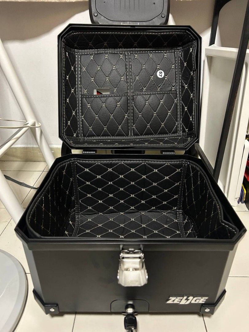 XMAX V2 Rack + Zedge Box, Motorcycles, Motorcycle Accessories on Carousell