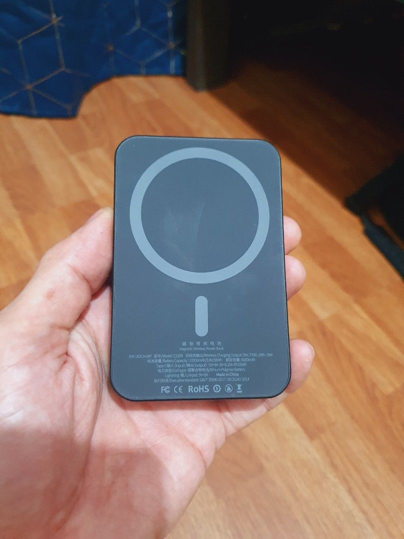 XUNOD WIRELESS MAGNETIC POWERBANK CHARGER, Mobile Phones & Gadgets ...