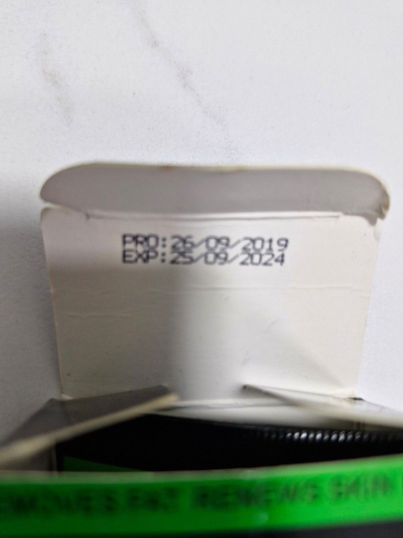 Aichun beauty eight pack cream for men, Beauty & Personal Care, Men's ...