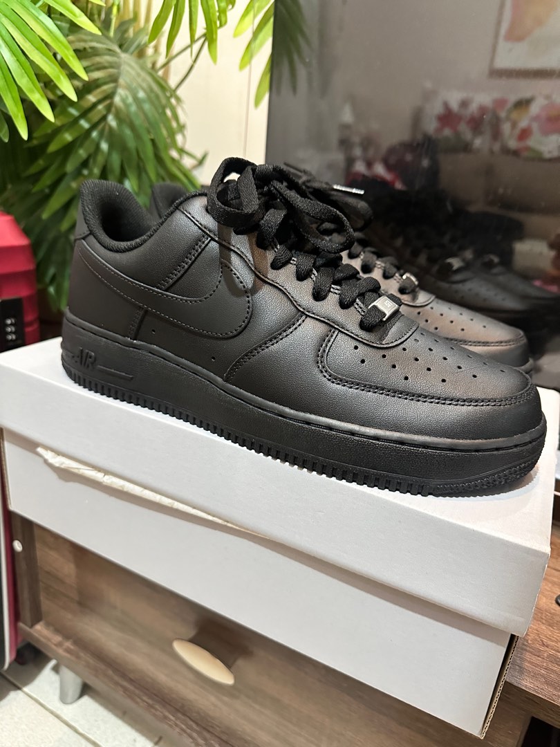 AIR FORCE 1 triple black, Men's Fashion, Footwear, Sneakers on Carousell