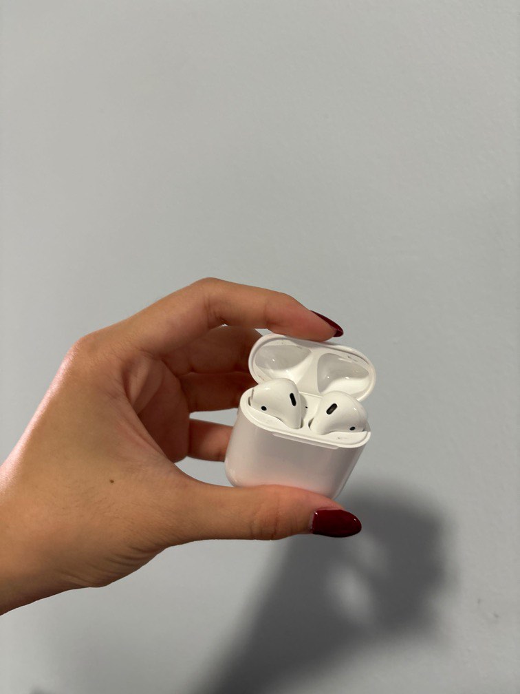 Airpods 1st Gen, Audio, Earphones on Carousell