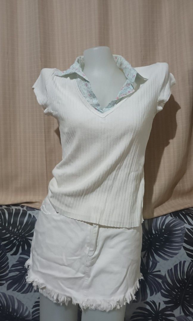 Body fit White Top, Women's Fashion, Tops, Blouses on Carousell