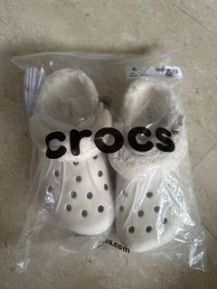 Crocs Classic Clogs in Bone, Women's Fashion, Footwear, Flipflops and ...