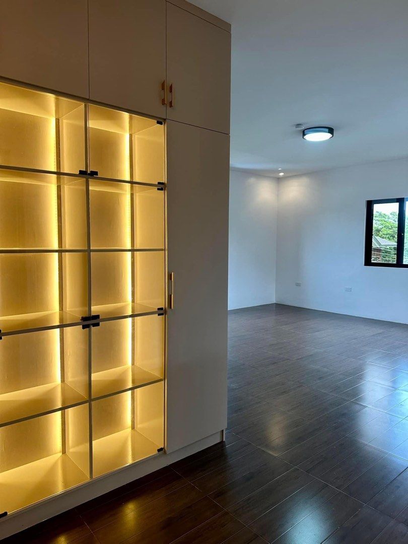 brand new modern contemporary Tagaytay rest house near balay dako, Property, For Sale, House ...