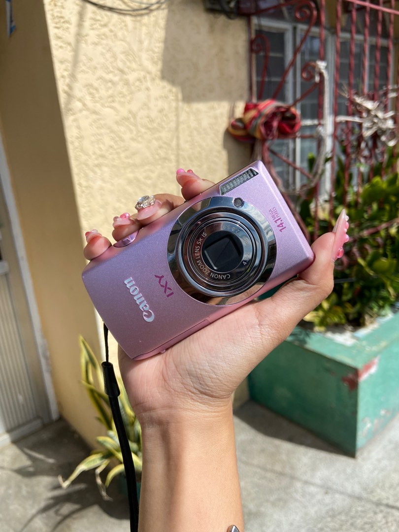 Canon Ixy 10s, Photography, Cameras on Carousell