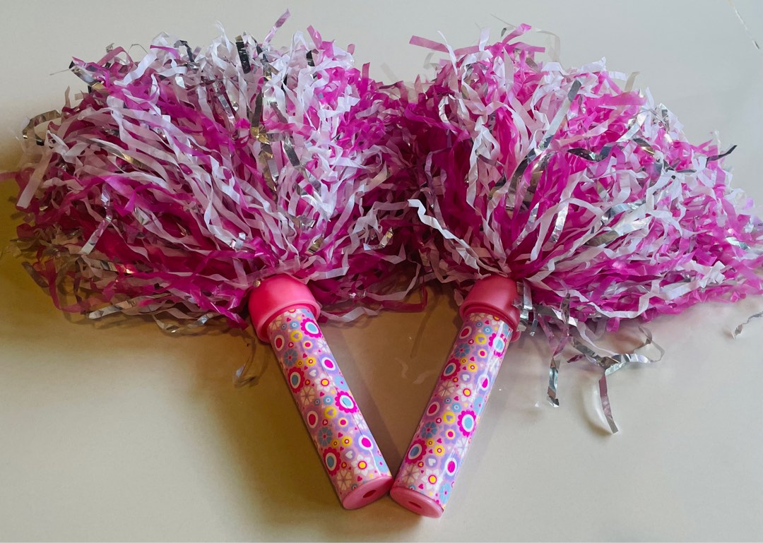 Cheerleading Pom Poms, Hobbies & Toys, Stationery & Craft, Occasions ...