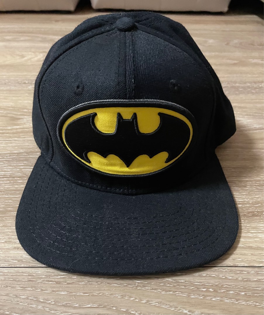 Dc Batman Cap, 男裝, 手錶及配件, 棒球帽、帽 - Carousell