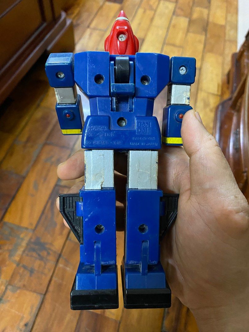 Dengeki Sentai Changeman Chogokin DX Change Robo Megazord Toy BANDAI ...