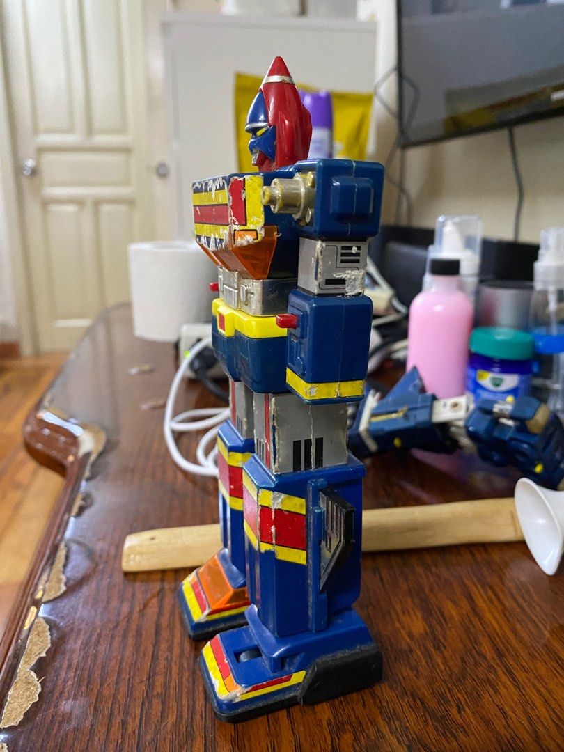 Dengeki Sentai Changeman Chogokin DX Change Robo Megazord Toy BANDAI ...