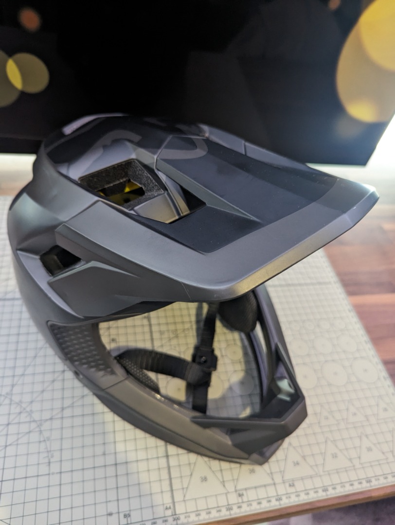 Fox ProFrame Black (Large - 58-61cm), Motorbikes, Motorbike Parts ...