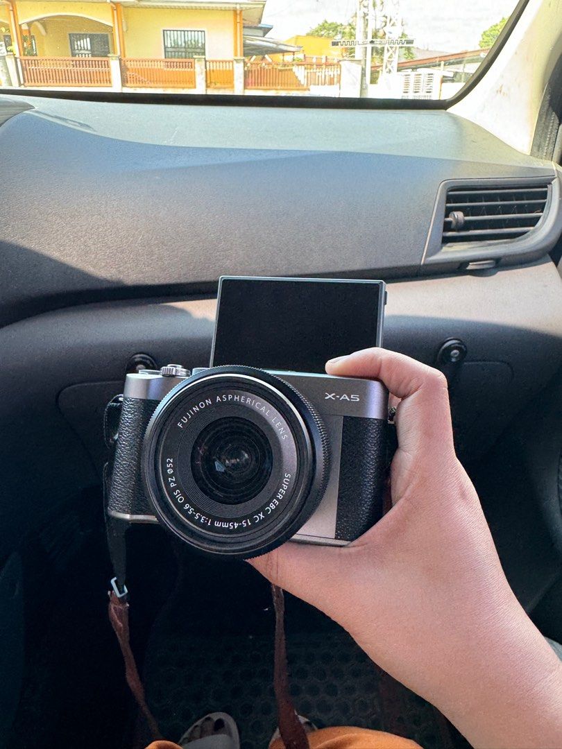 FUJIFILM XA5, Photography, Cameras on Carousell