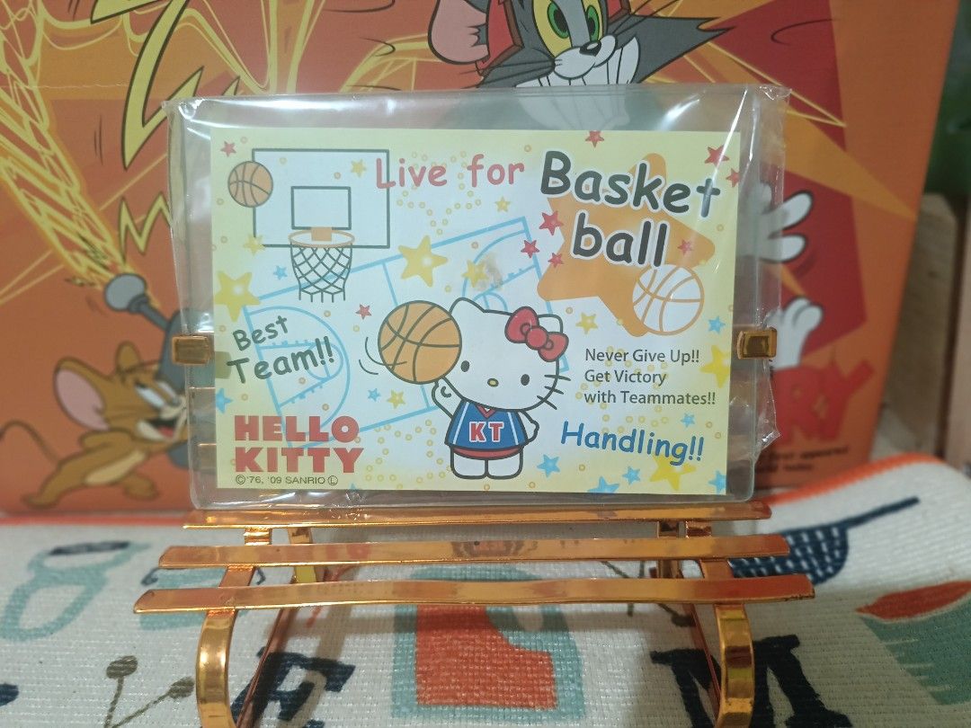 Hello Kitty Basketball Team, Hobbies & Toys, Memorabilia & Collectibles ...