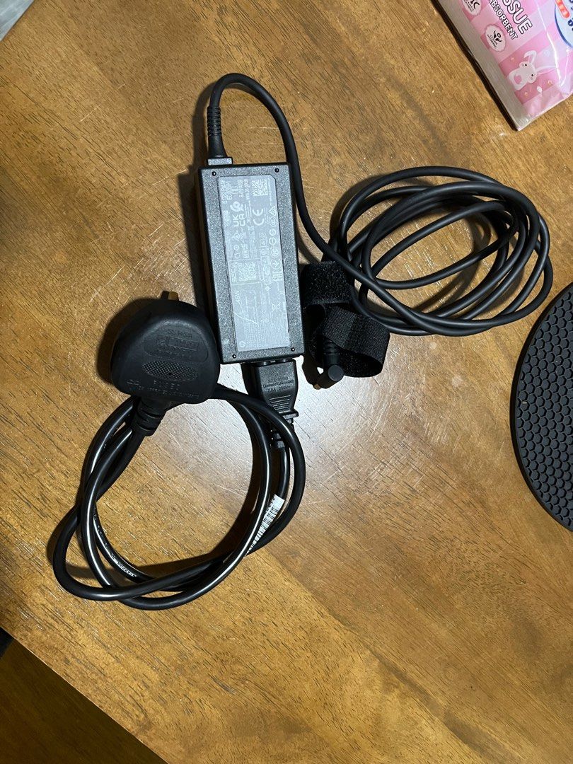 HP Laptop charger 45W, Computers & Tech, Parts & Accessories, Chargers ...