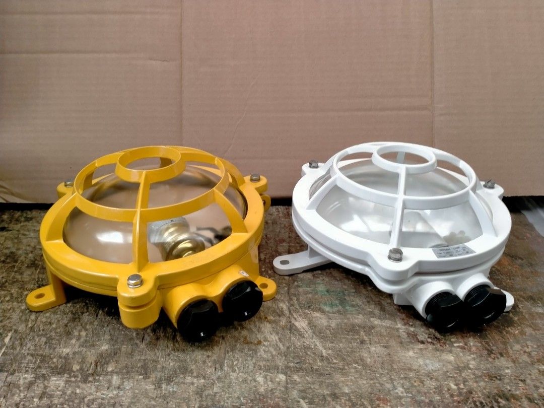 IMPA 792066 - Marine Watertight Work Light Pendant Light Wall Light ...