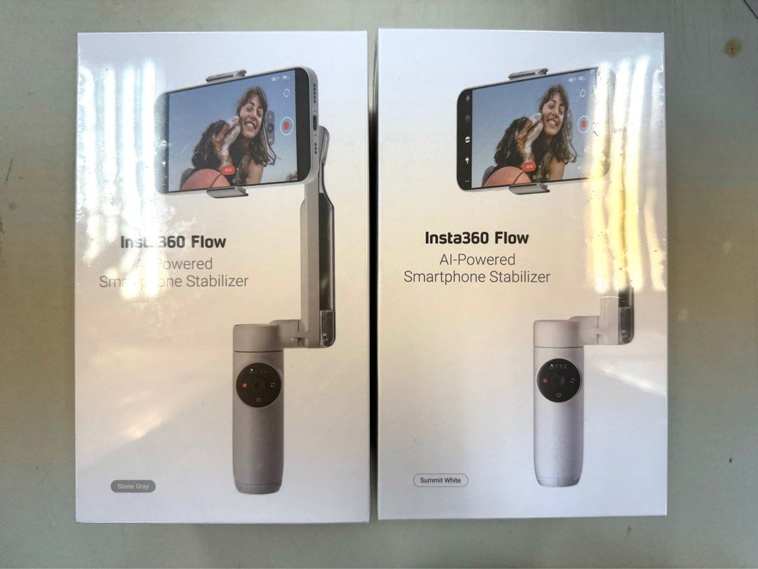 Insta360 Flow - The AI Tracking Stabilizer for mobile phones (1 Year Warranty), Photography ...