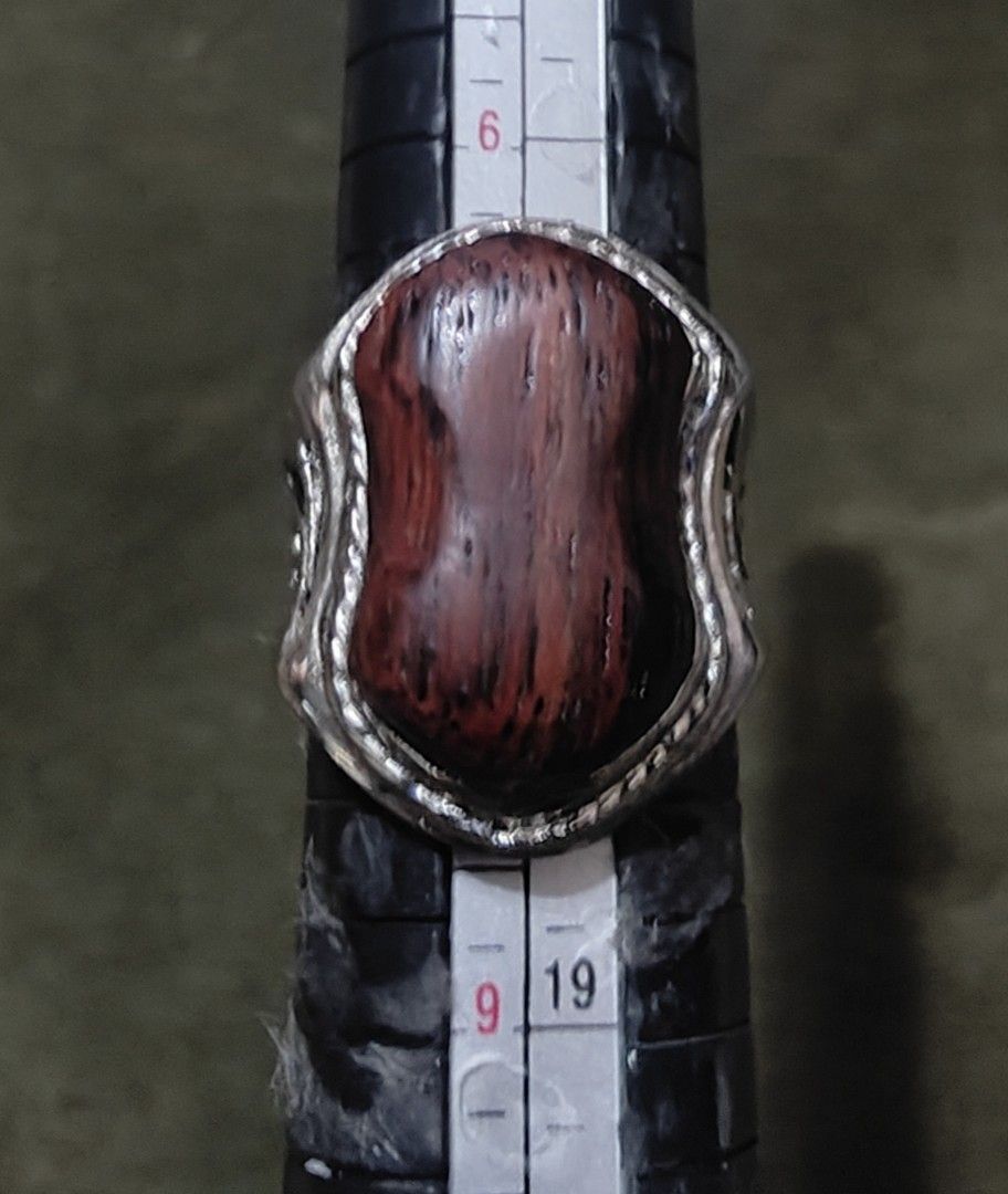 Kayu Laka Menang, Hobbies & Toys, Memorabilia & Collectibles, Religious ...