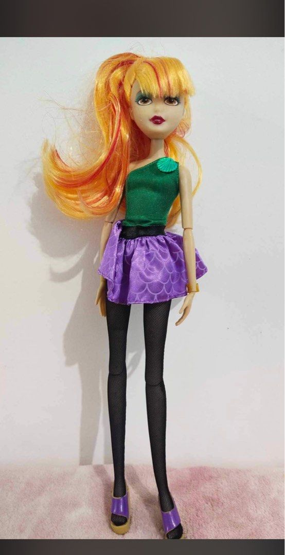 LAY-AWAY HULUGAN * FAIRY TALE HIGH ARTSY DOLL, Hobbies & Toys, Toys & Games on Carousell