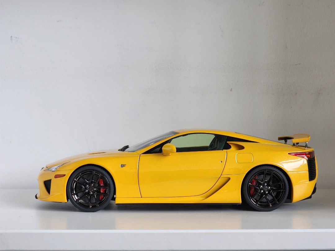 Lexus LFA 1:18 Well, Hobbies & Toys, Memorabilia & Collectibles ...