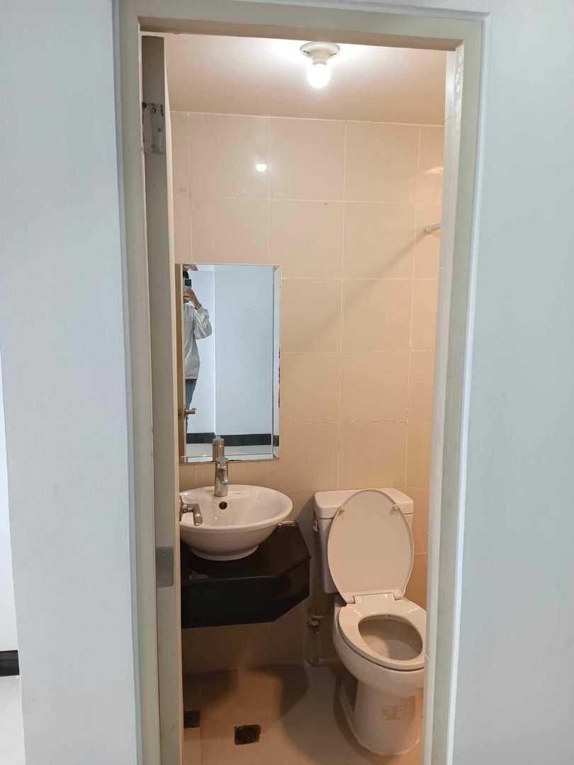 Manhattan Tower 1 Cubao executive studio, Property, For Sale ...