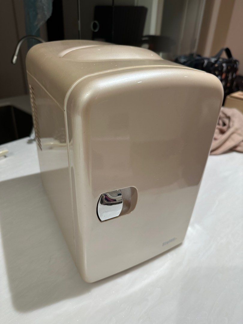 Mini fridge, TV & Home Appliances, Other Home Appliances on Carousell